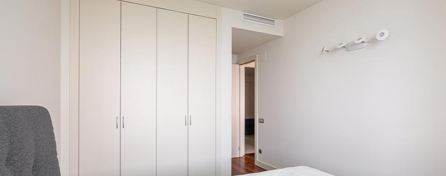 Aménager un Dressing: Conseils & Astuces pour Créer son Espace Rêvé