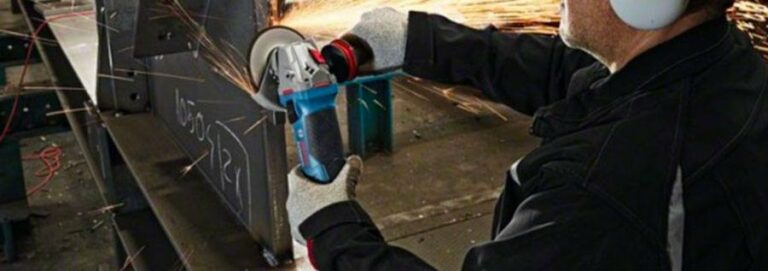 Comment bien couper du métal ? Trouvez l'outil le mieux adapté