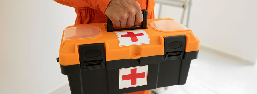La trousse de secours en entreprise est-elle obligatoire ? - Bricozor