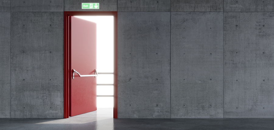 Sens d'ouverture des portes : que dit la réglementation ? - Bricozor